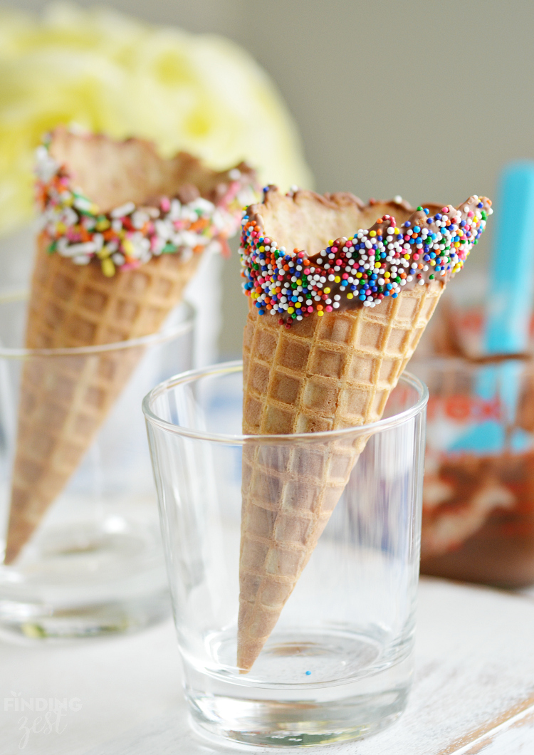 How to Make Chocolate Dipped Cones - Finding Zest How to Make Chocolate Dipped Cones - Finding Zest
